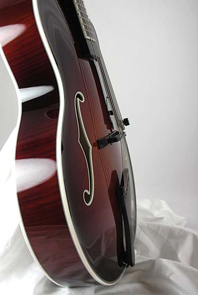 Manhattan™ | Benedetto Guitars